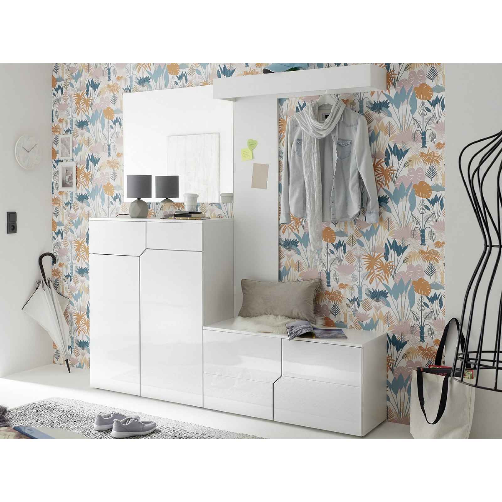 Předsíňová stěna Push, bílá lesk | Viame.cz